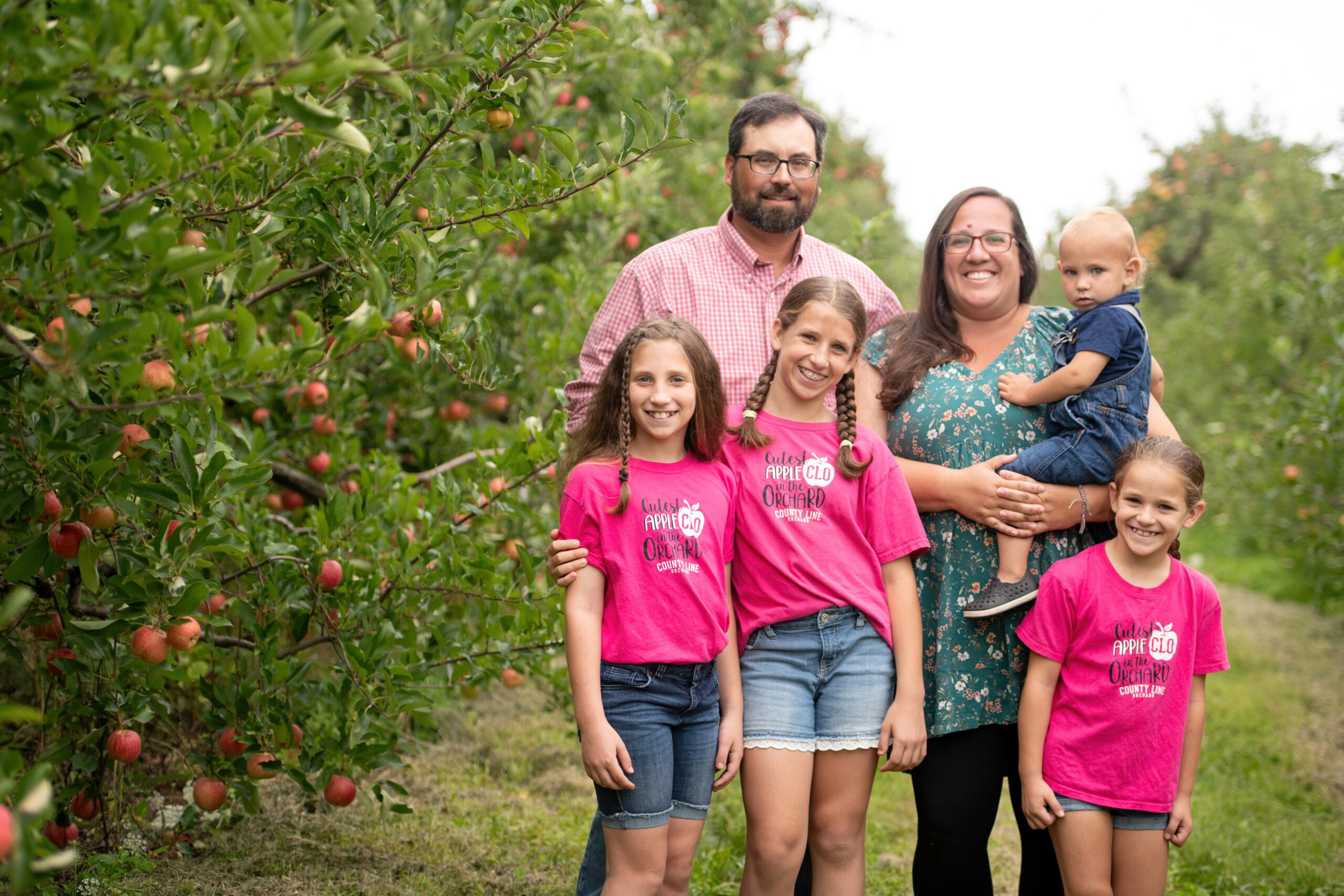 Pick Apples this Fall at County Line Orchard - Grow Together